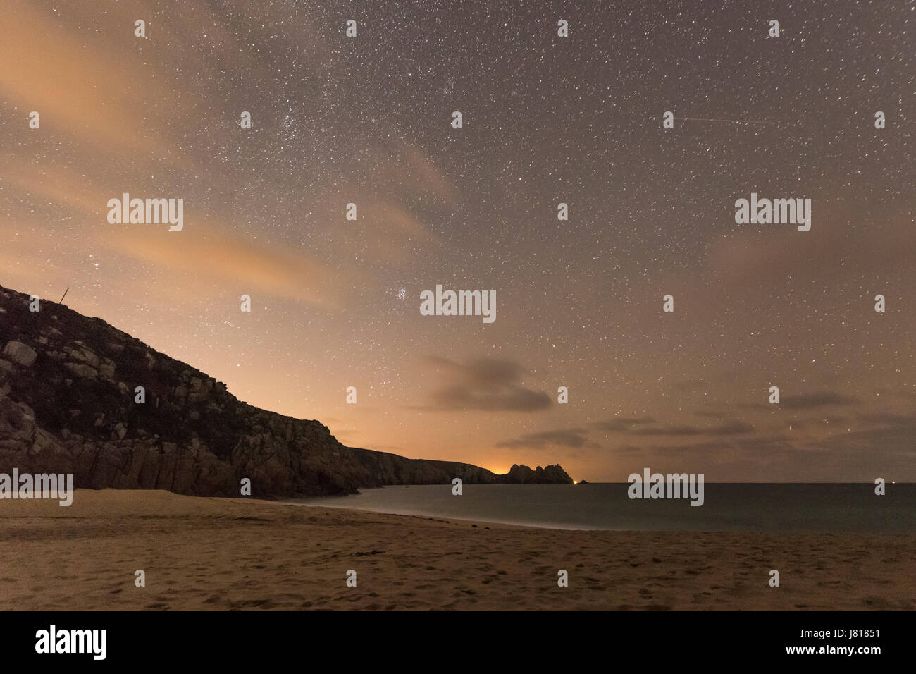 Stars sky beach hi-res stock photography and images - Alamy