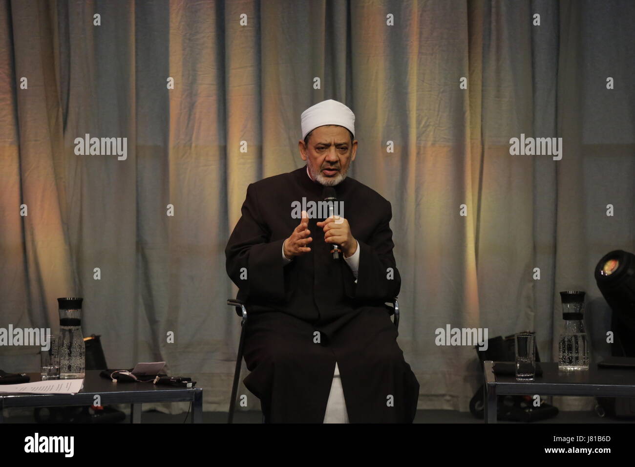 Sheikh ahmed al tayeb High Resolution Stock Photography and Images - Alamy