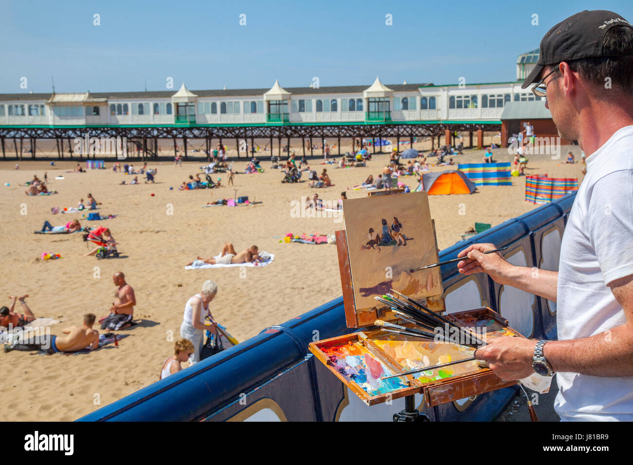 Lytham St Annes on Sea, Lancashire. UK Weather. Landscape artist Norman ...