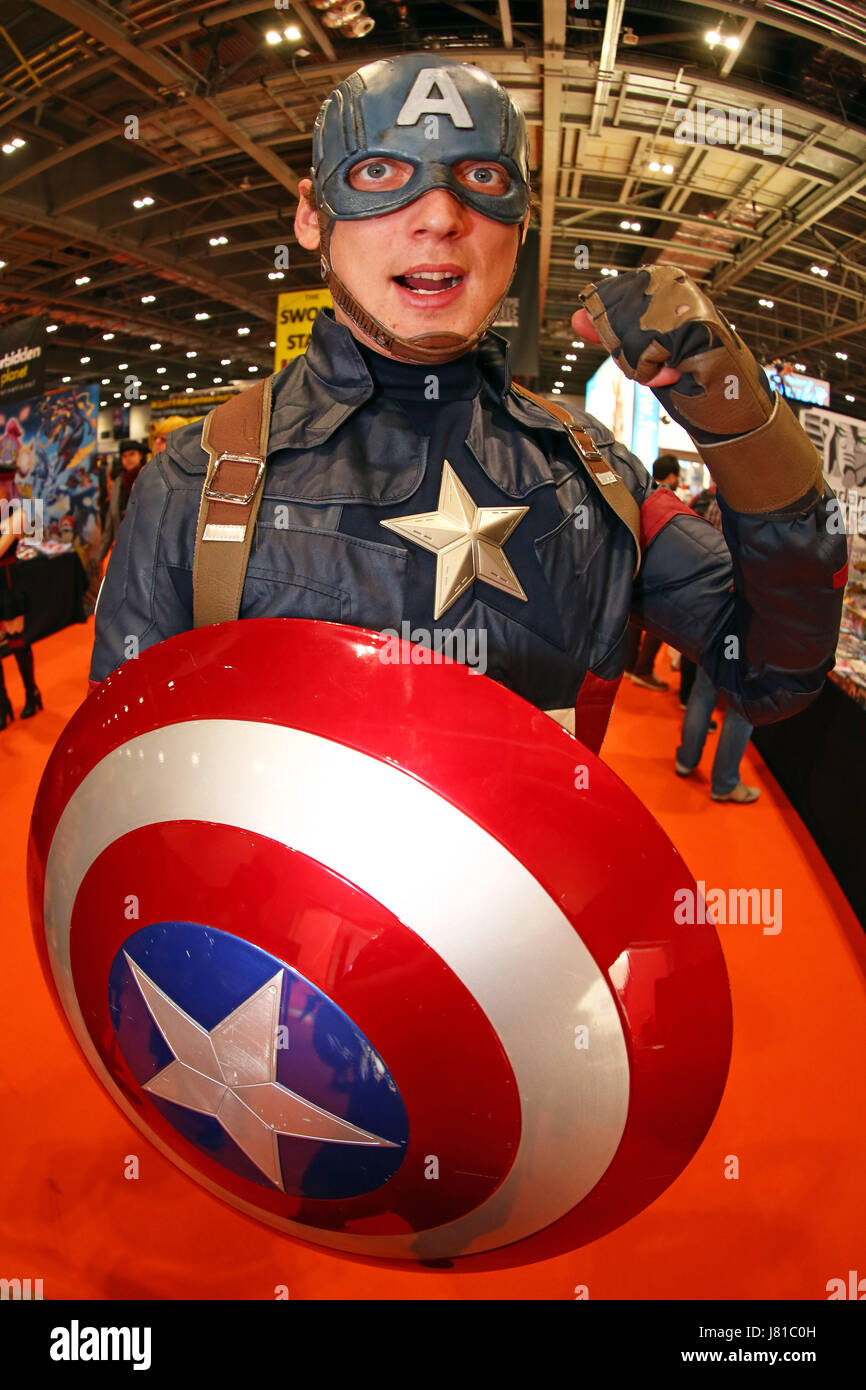 Captain america comic con hi-res stock photography and images - Alamy