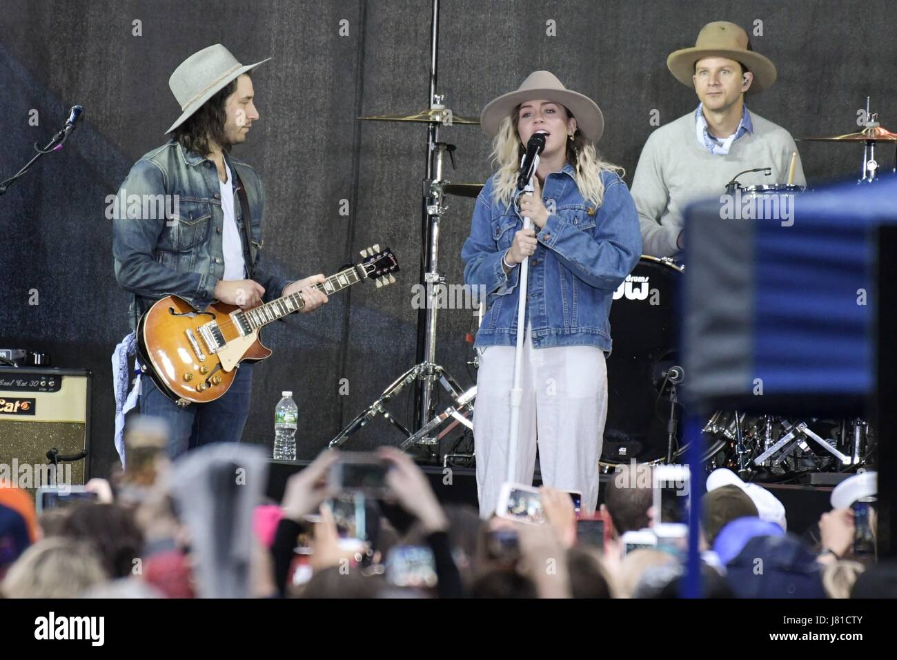 New York, NY, USA. 26th May, 2017. Miley Cyrus on stage for NBC Today ...