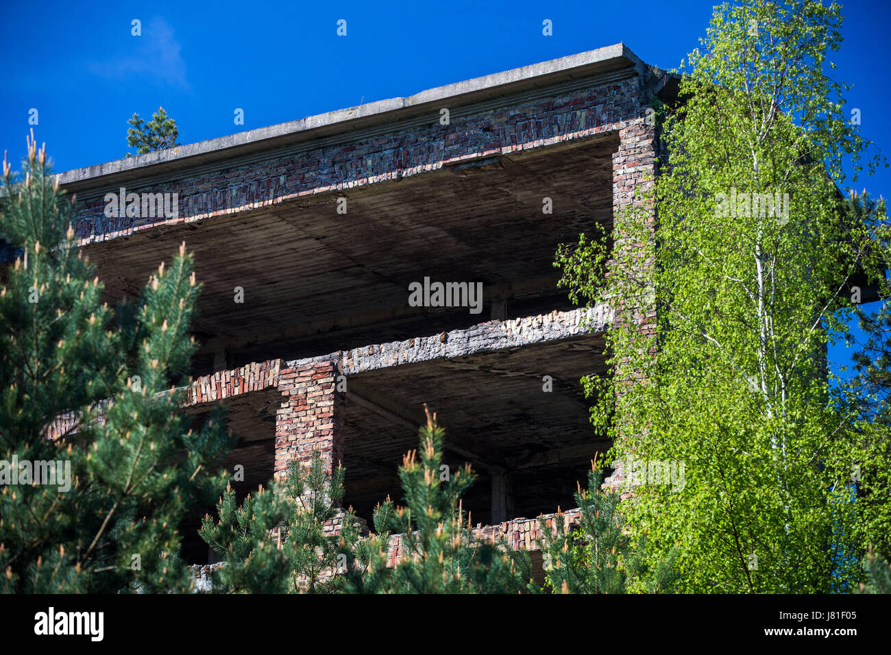 World war ii building empty hi-res stock photography and images - Alamy