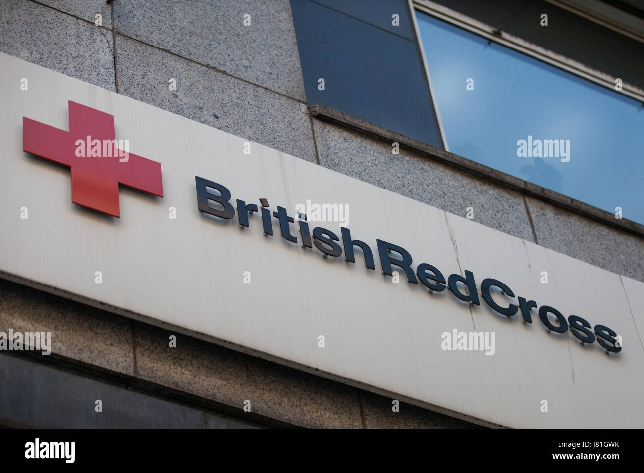 British red cross logo hi-res stock photography and images - Alamy