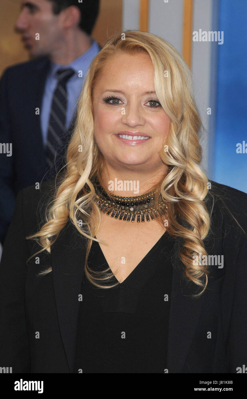 Actress lucy davis hi-res stock photography and images - Alamy