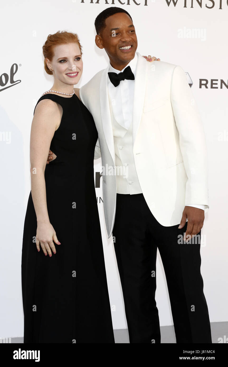 Jessica Chastain and Will Smith attending the amfAR's 24th Cinema ...