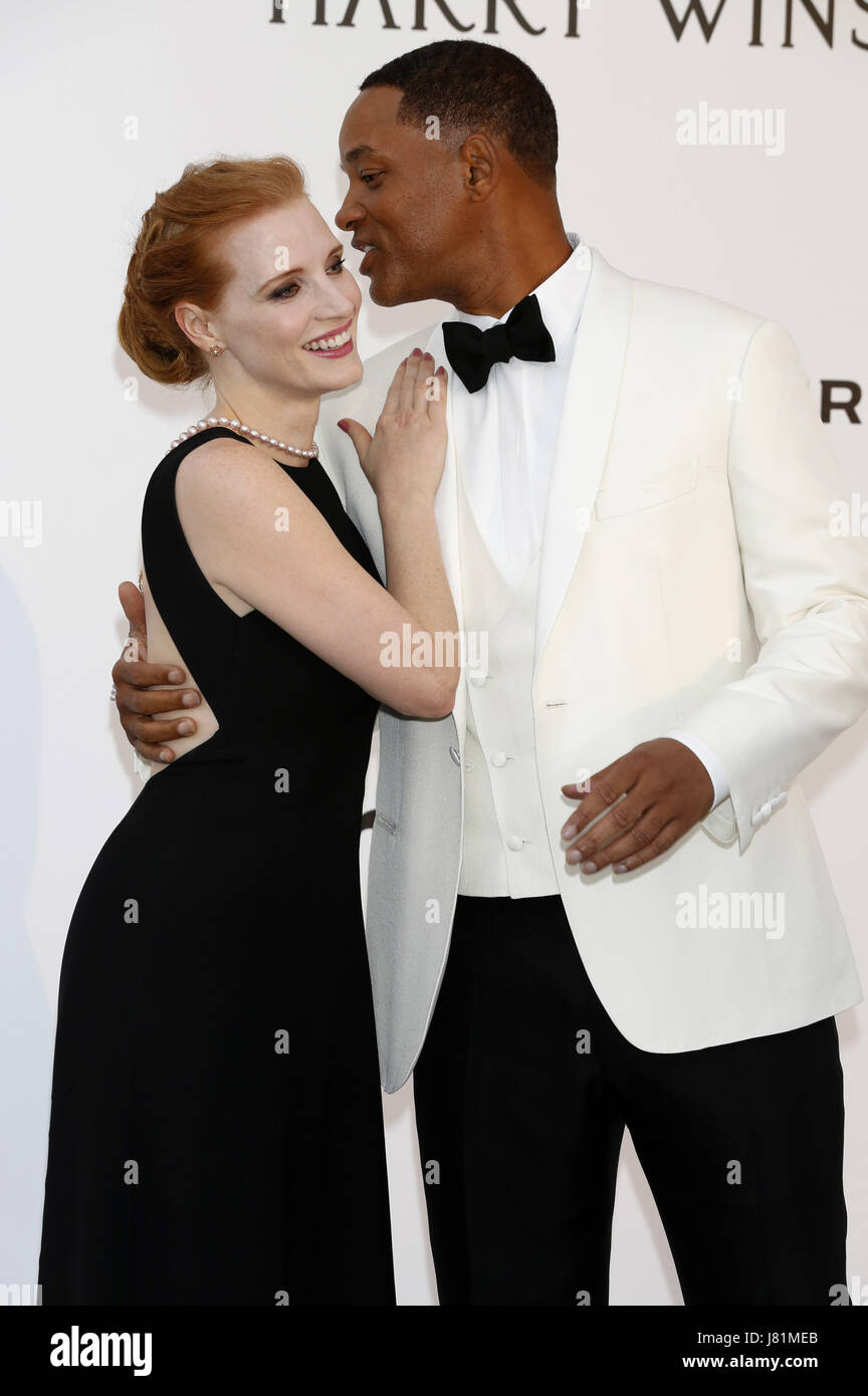 Jessica Chastain and Will Smith attending the amfAR's 24th Cinema ...