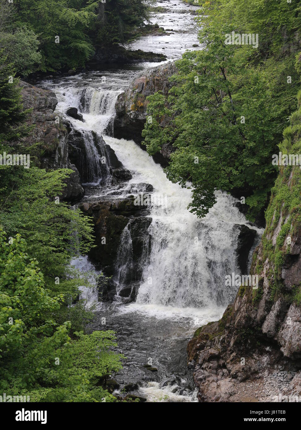 Reekie linn falls hi-res stock photography and images - Alamy