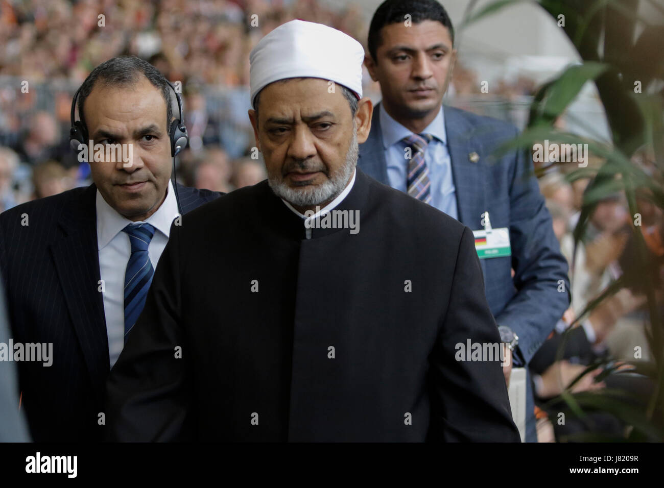 Al azhar sheikh ahmed al tayeb hi-res stock photography and images - Alamy