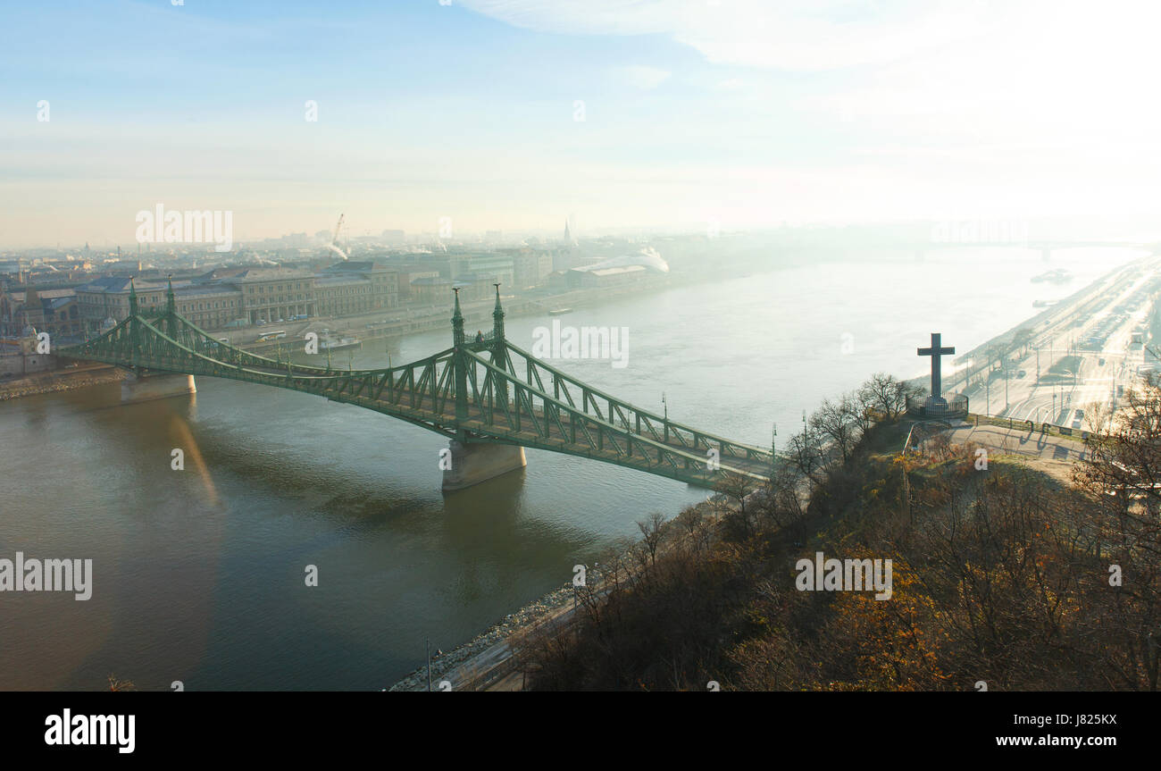 Picture of a beautiful sunny morning in Budapest Stock Photo - Alamy
