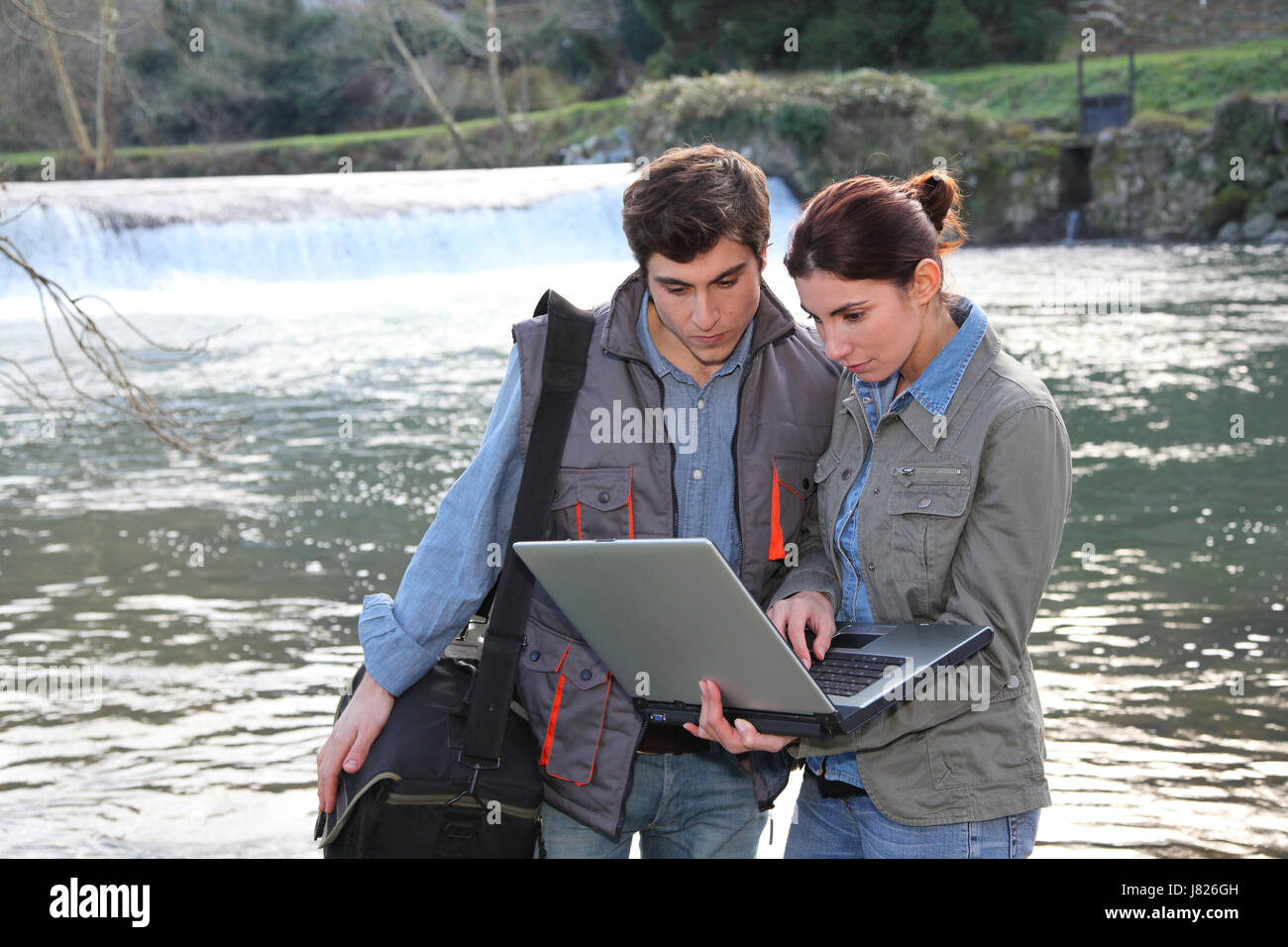 PC computers computer environment enviroment science outside bottle ...