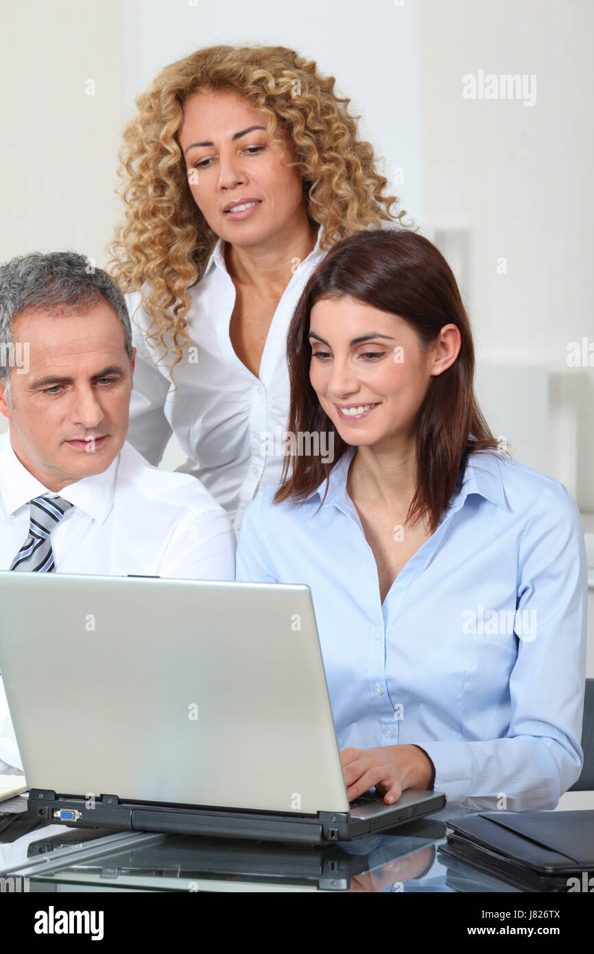 office laptop notebook computers computer laugh laughs laughing twit ...