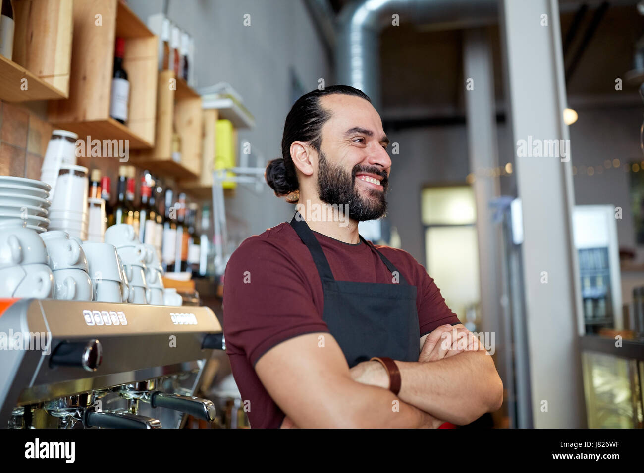 Bar waiter bartender pub hi-res stock photography and images - Alamy