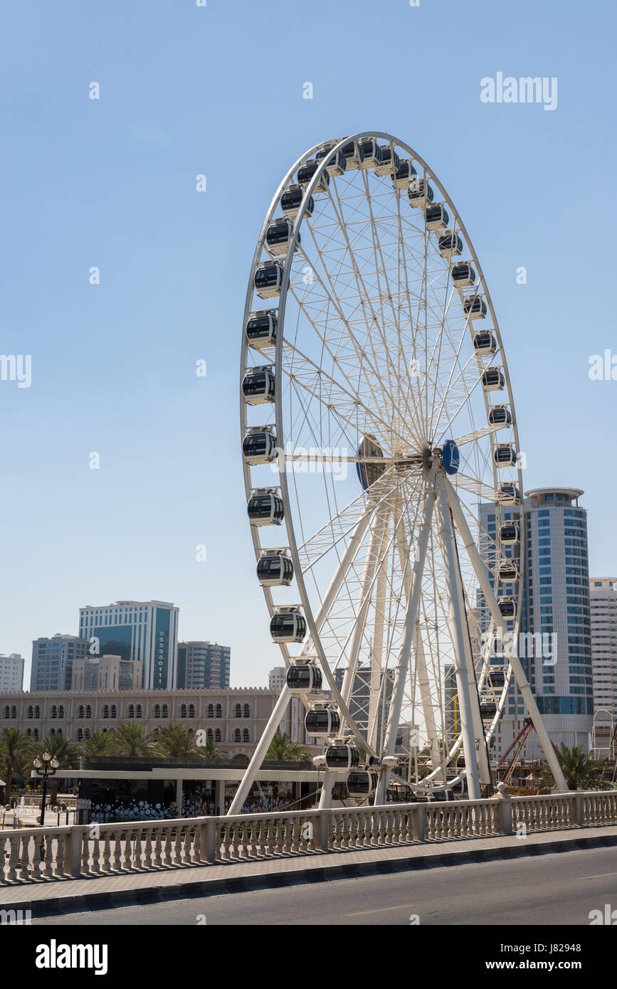 Dubai Eye Ferris Wheel Stock Photos & Dubai Eye Ferris Wheel Stock ...