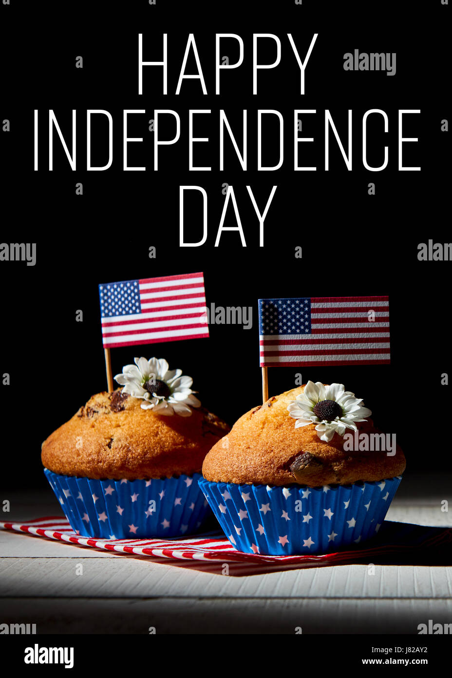 Cute cupcakes with american flag, Happy independence day background ...
