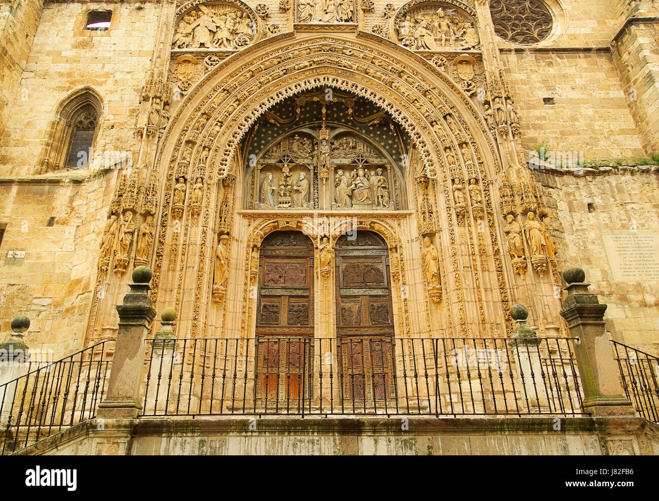 church cathedral goal passage gate archgway gantry europe spain gothic ...