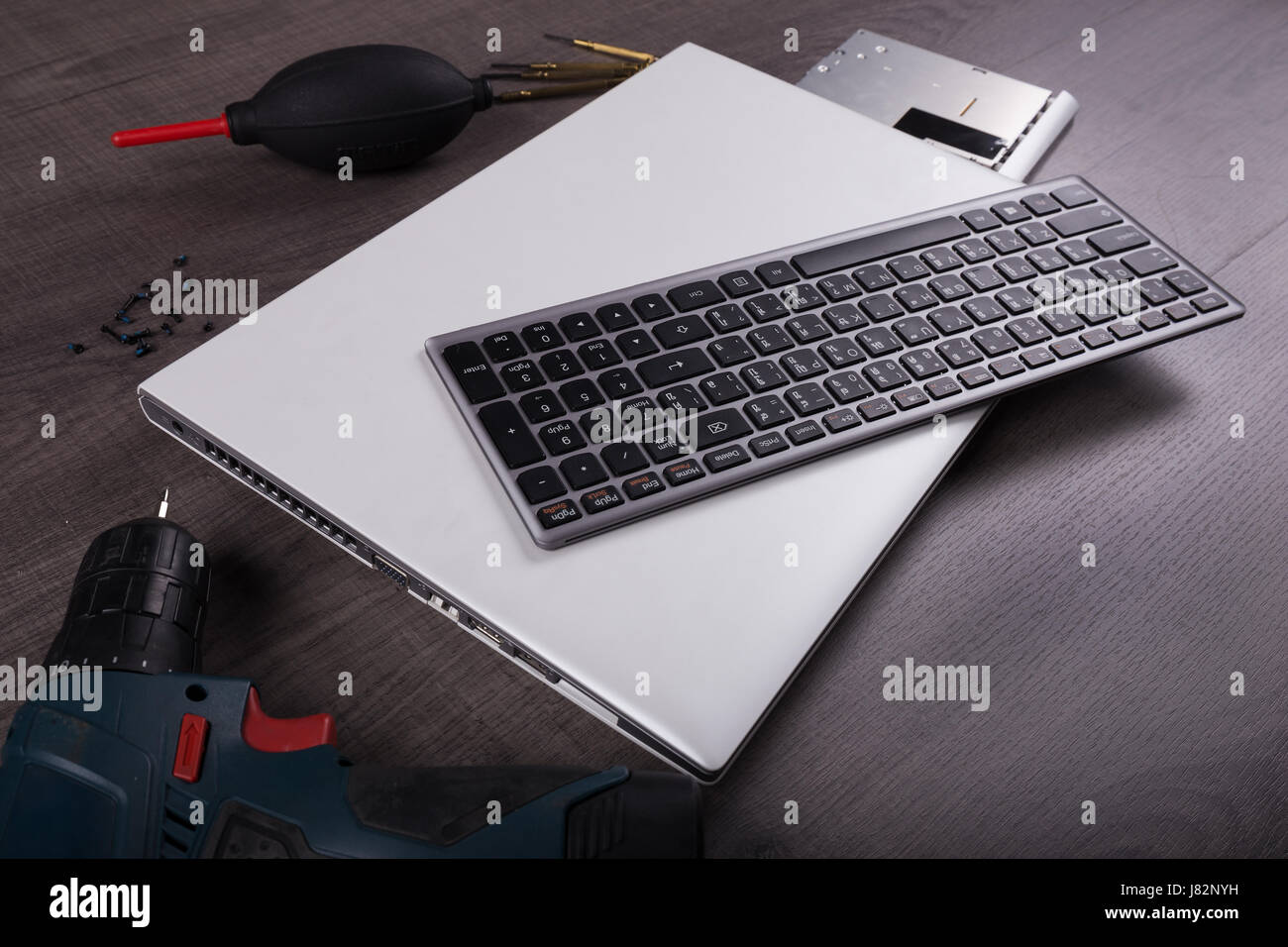 Computer repair upgrade open pc hi-res stock photography and images - Alamy