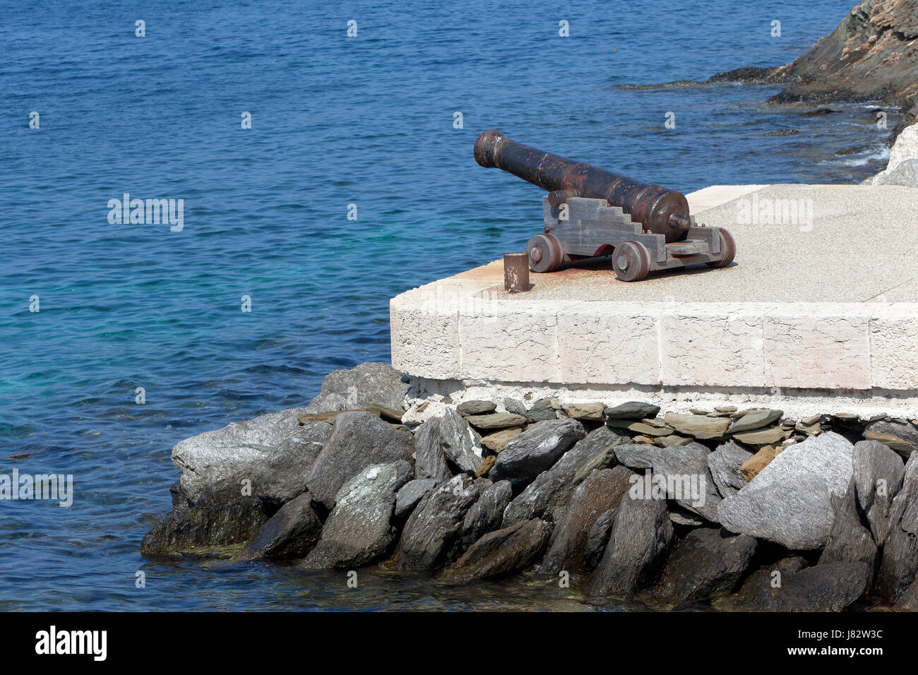 object historical fight fighting wheel battle antique brown brownish ...
