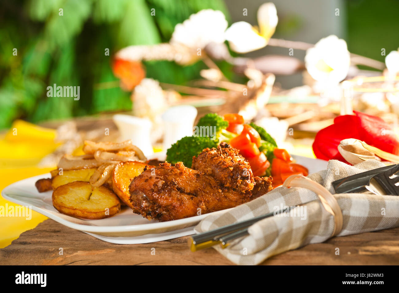 food aliment kitchen cuisine vegetable chicken dish meal lunch supper ...