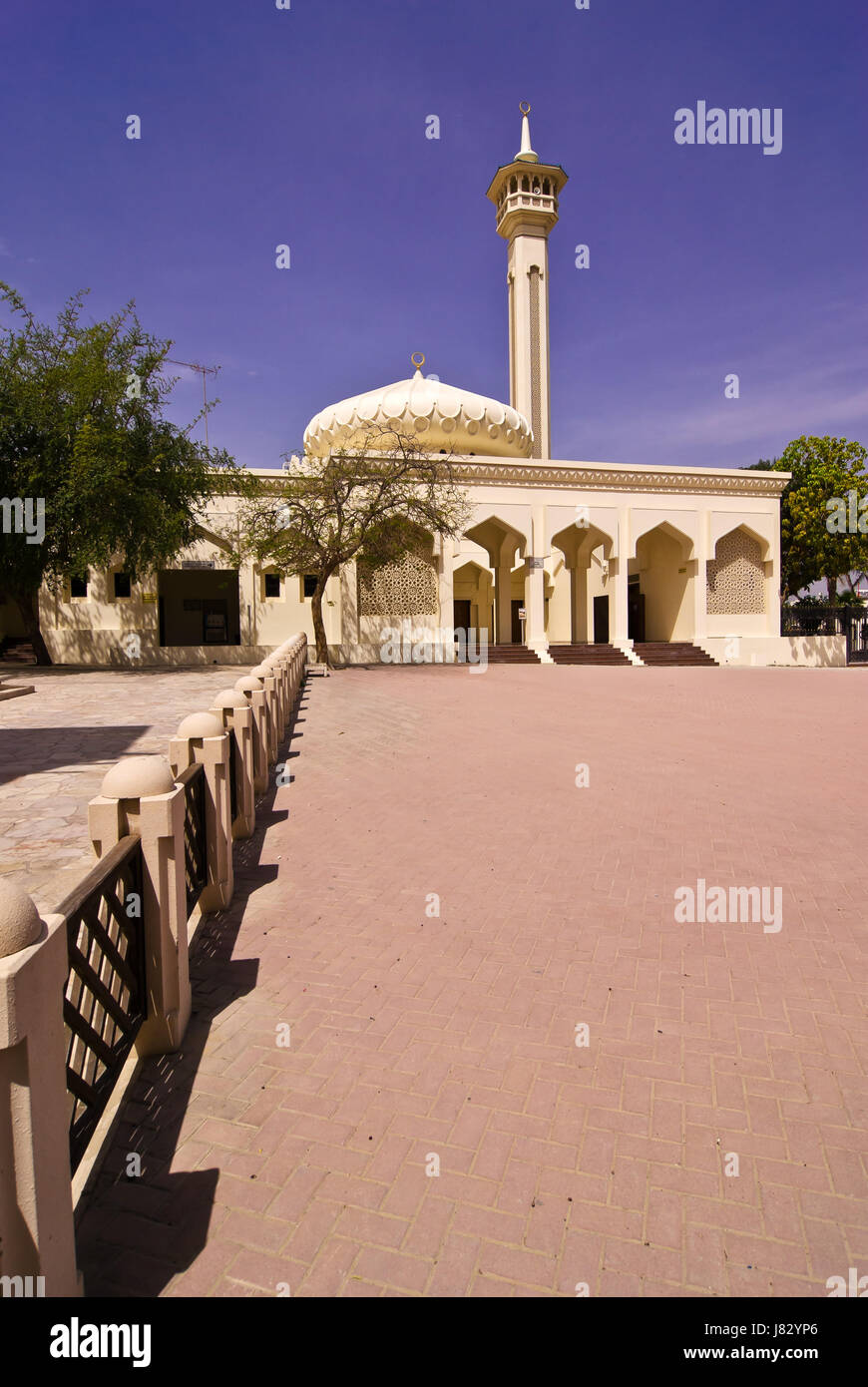 Dubai shindagha heritage village hi-res stock photography and images ...