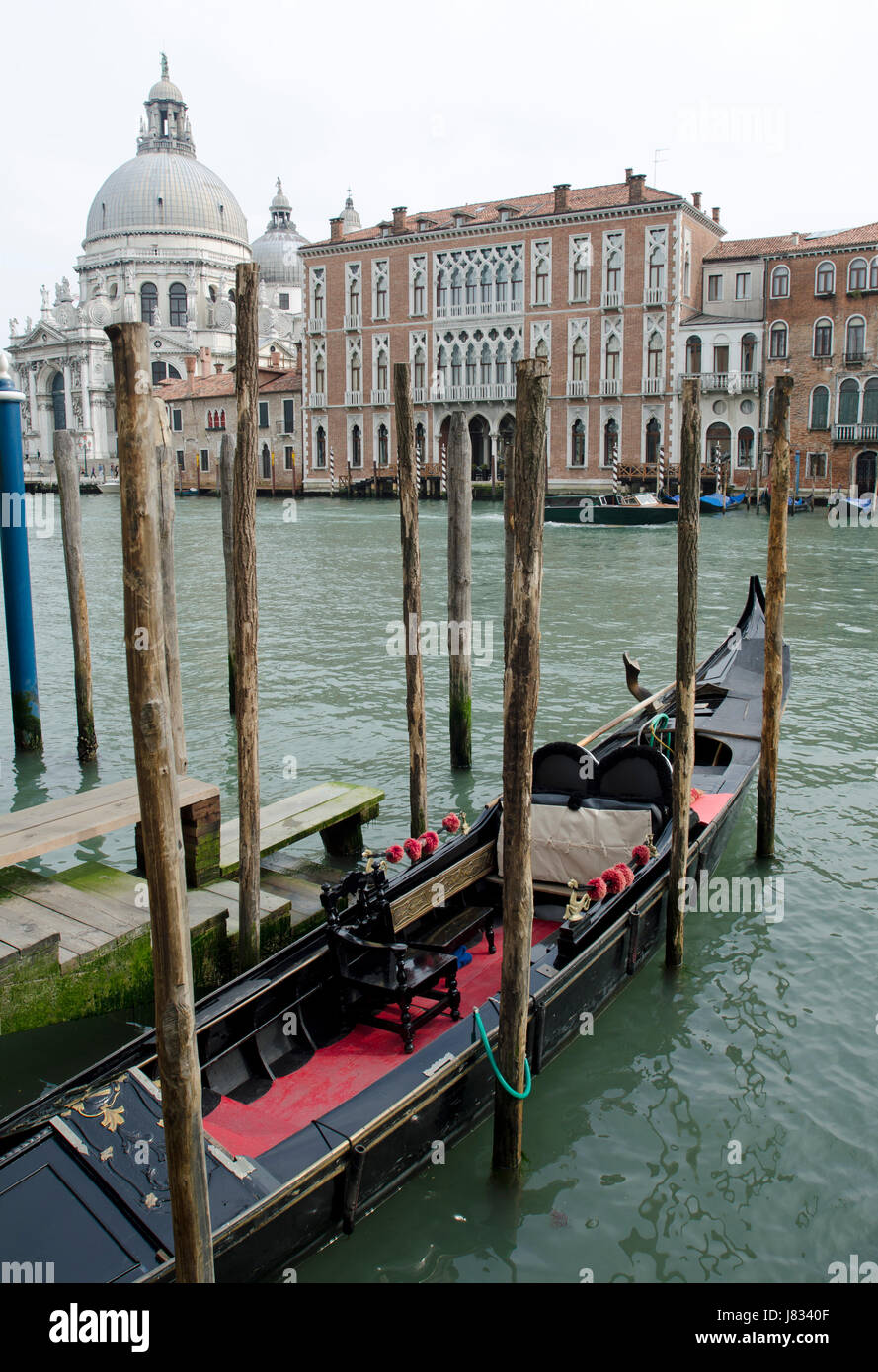 On the grand canal venice hi-res stock photography and images - Alamy