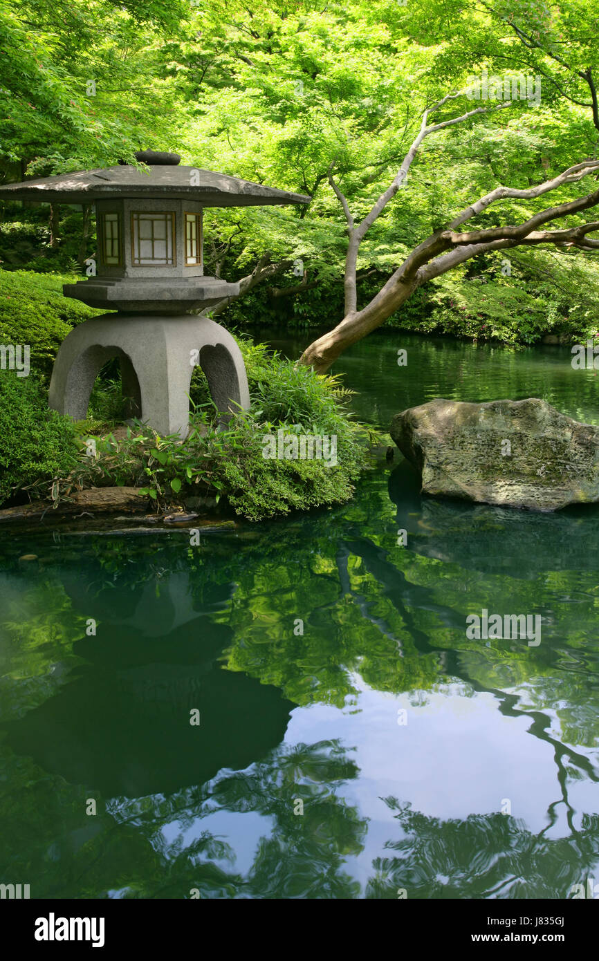 park garden peaceful fresh water pond water japanese japan asian tokyo ...
