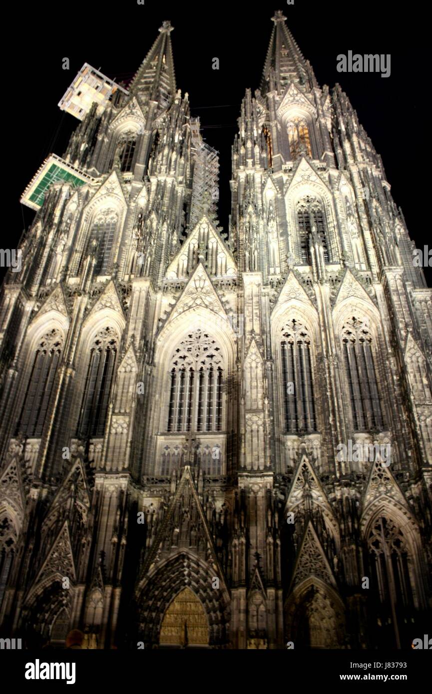 cologne cathedral at night Stock Photo - Alamy
