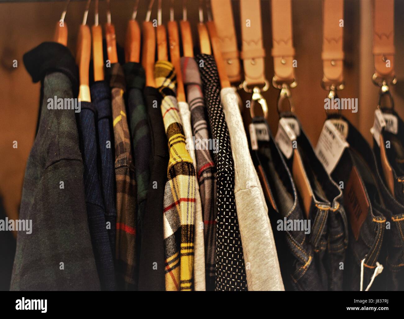 Clothes rack hi-res stock photography and images - Alamy