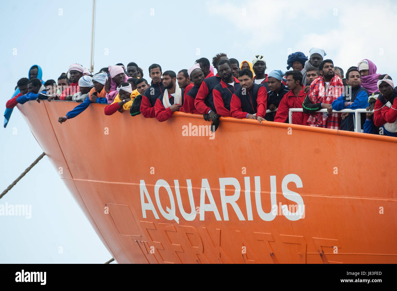 Aquarius ship hi-res stock photography and images - Alamy