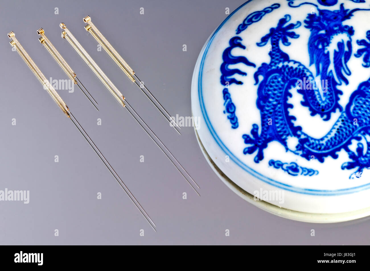 Traditional chinese acupuncture china hi-res stock photography and ...