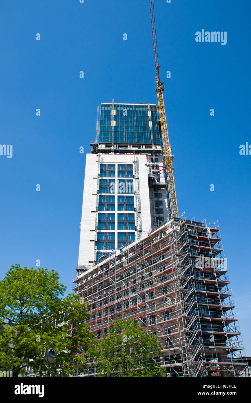 construction of a skyscraper Stock Photo - Alamy