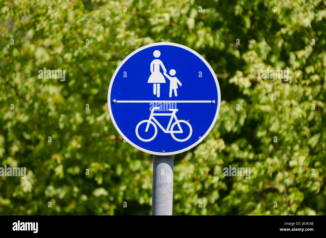 biker sign signal traffic sign pedestrian cycle track sign signal ...