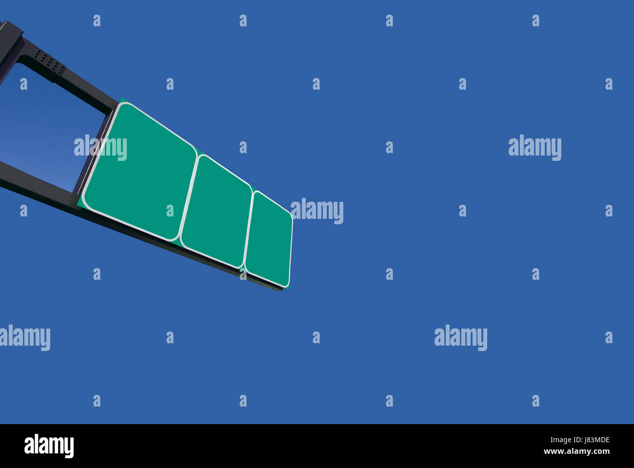 Blank blue interstate highway sign hi-res stock photography and images ...