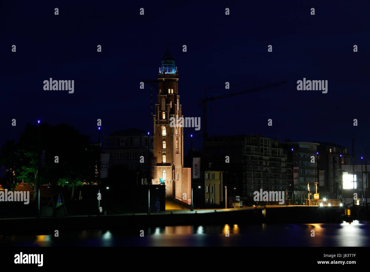 loschenturm in bremerhaven at night Stock Photo - Alamy