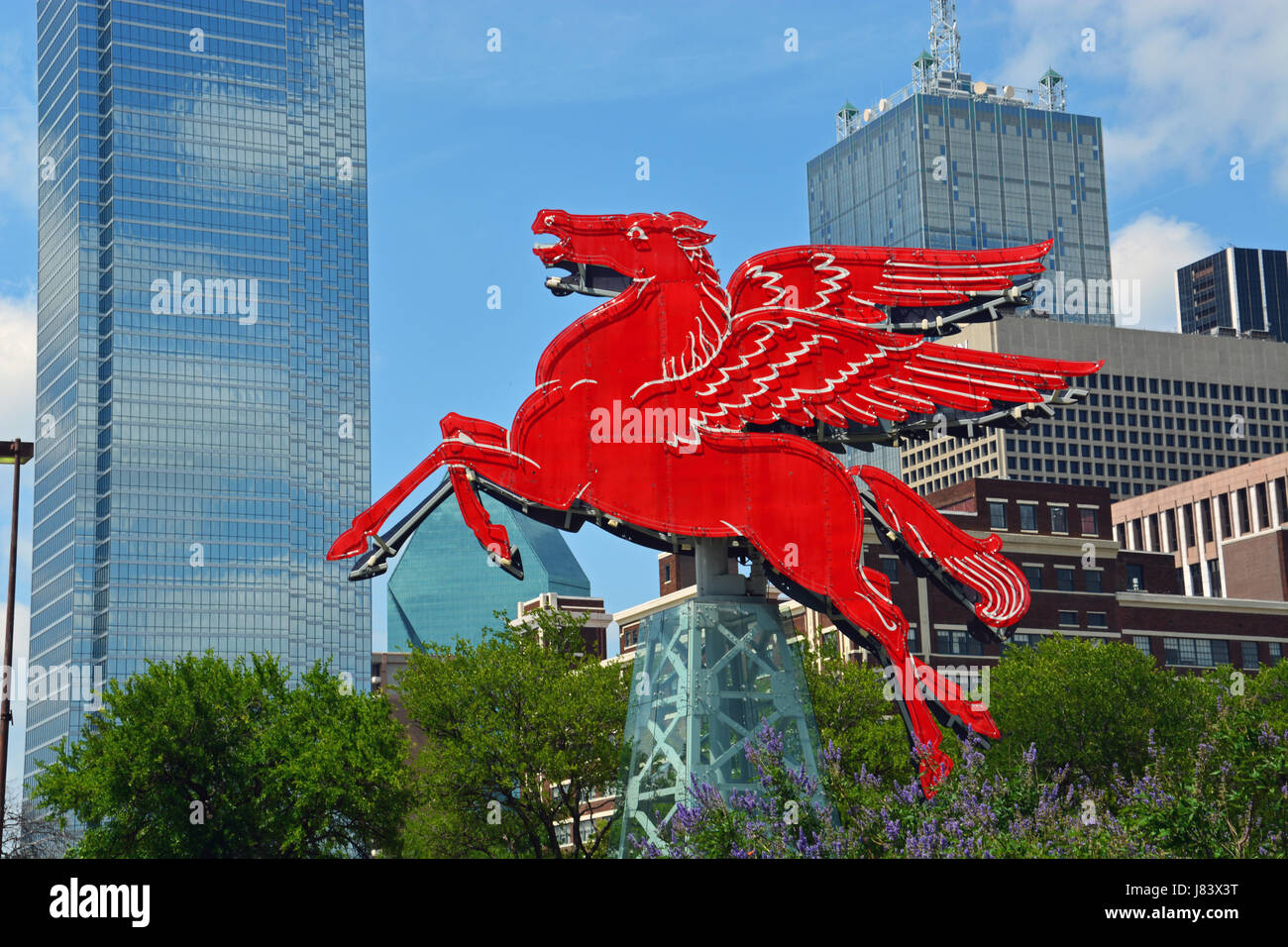 Pegasus in downtown dallas High Resolution Stock Photography and Images ...
