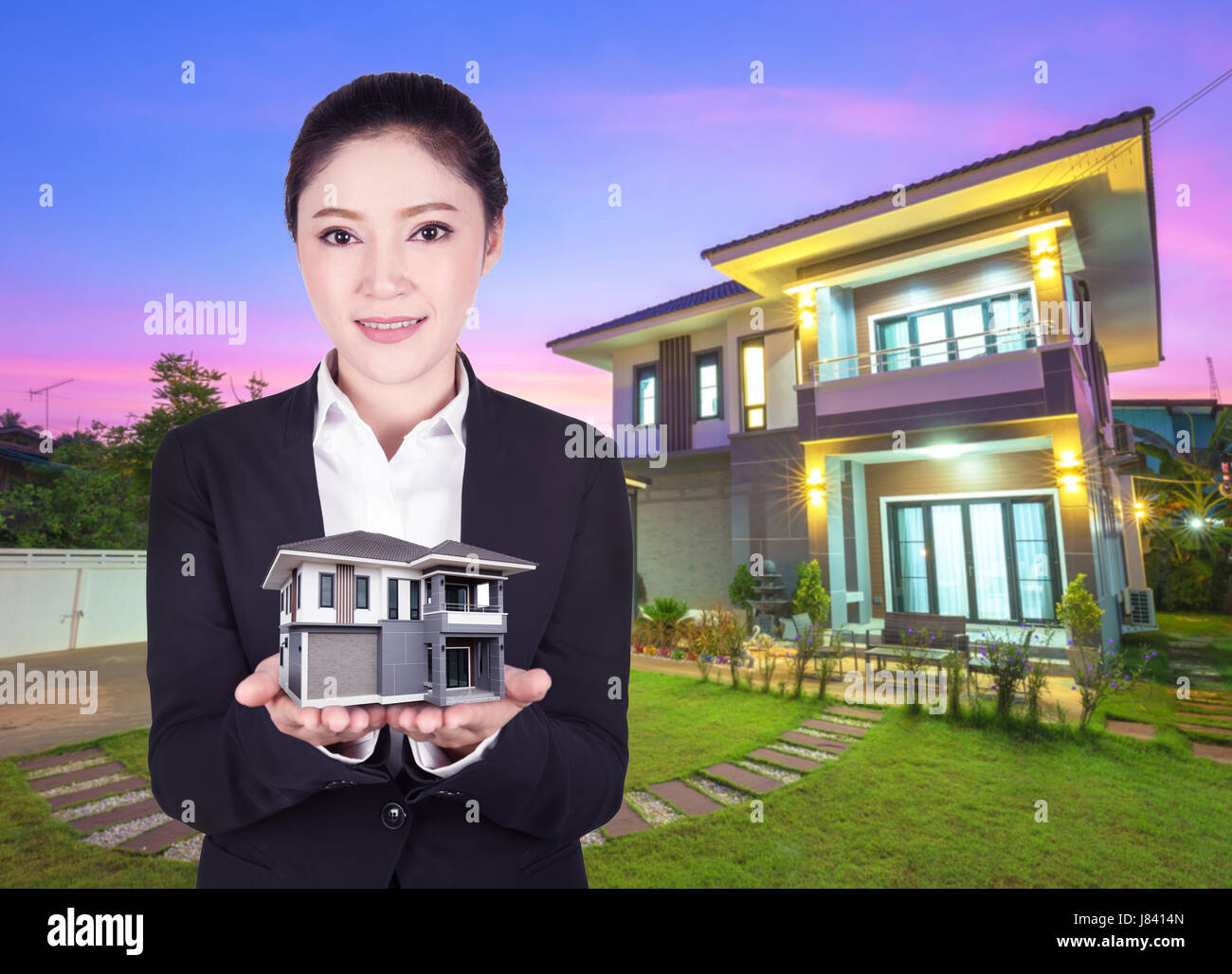 Small house woman hand hi-res stock photography and images - Alamy