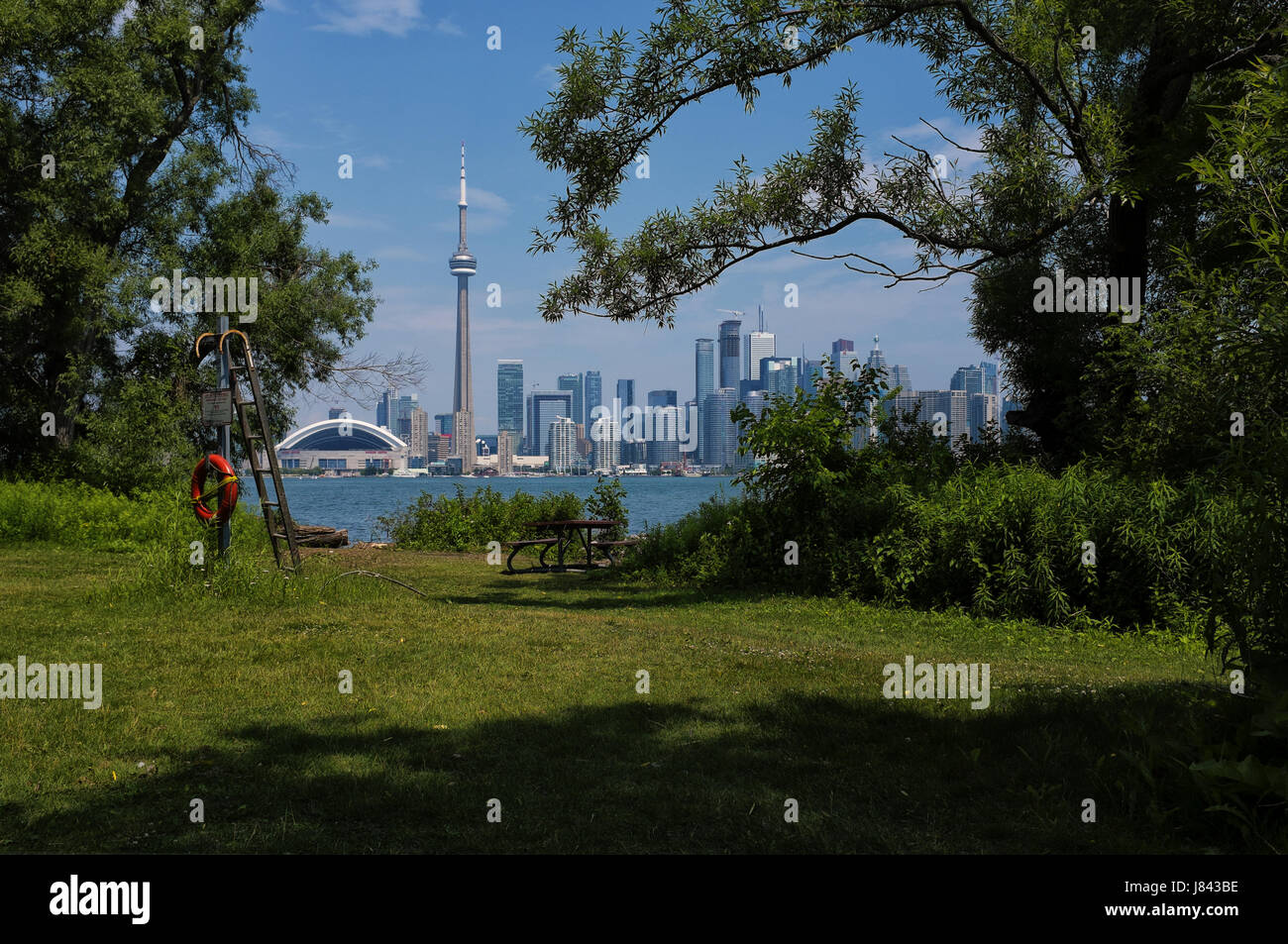 Toronto island park hi-res stock photography and images - Alamy