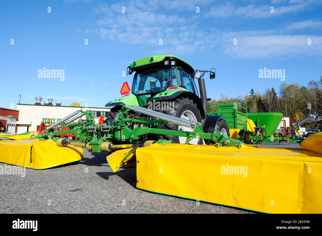 industry machinery agriculture farming tractor tires wheel industry ...