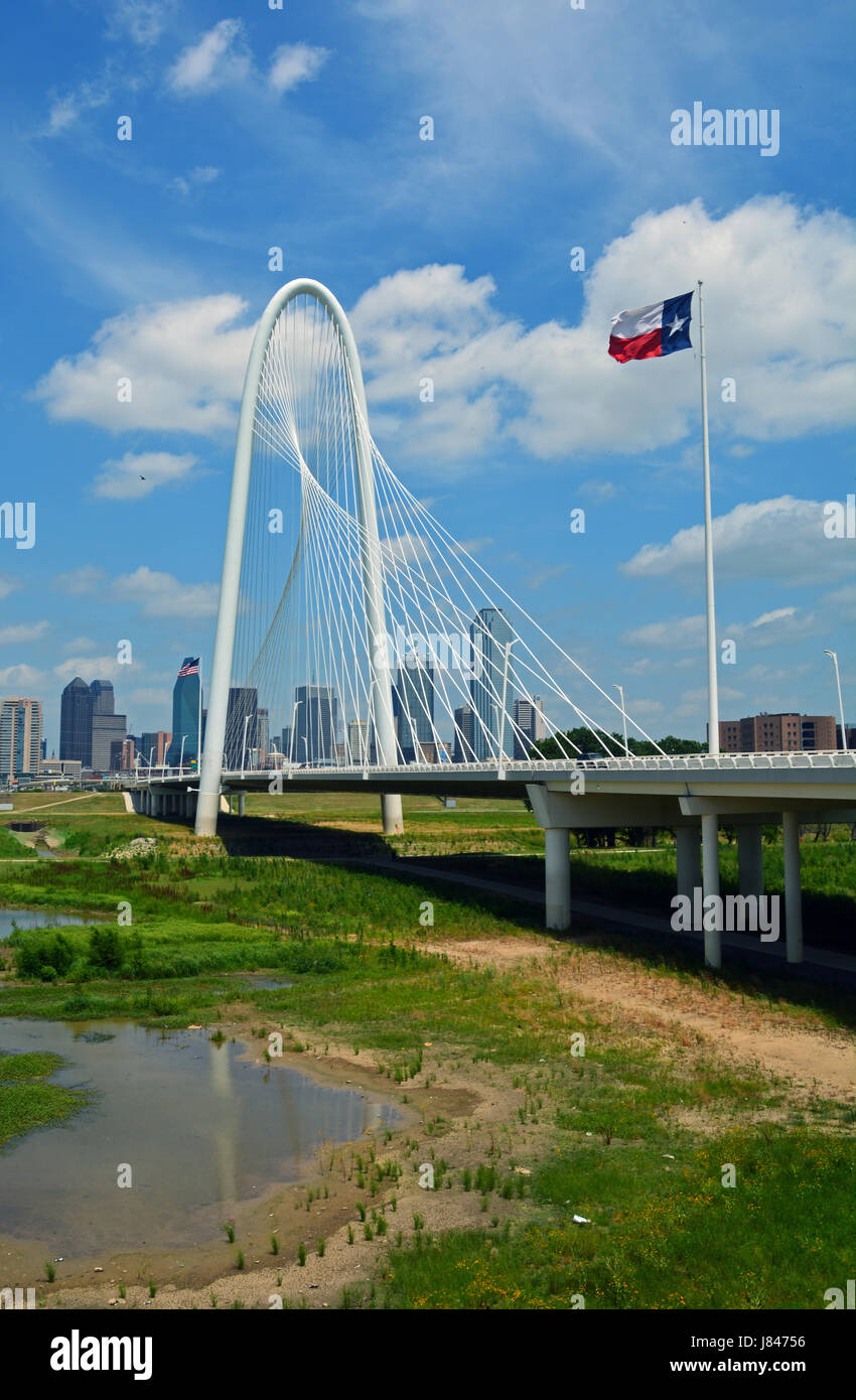 The Margaret Hunt Hill bridge in Dallas is designed by Spanish ...