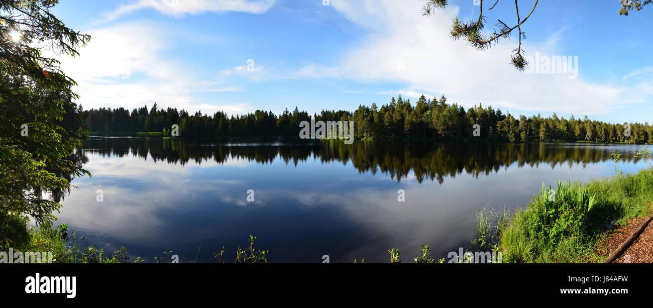 etang de la grure Stock Photo - Alamy