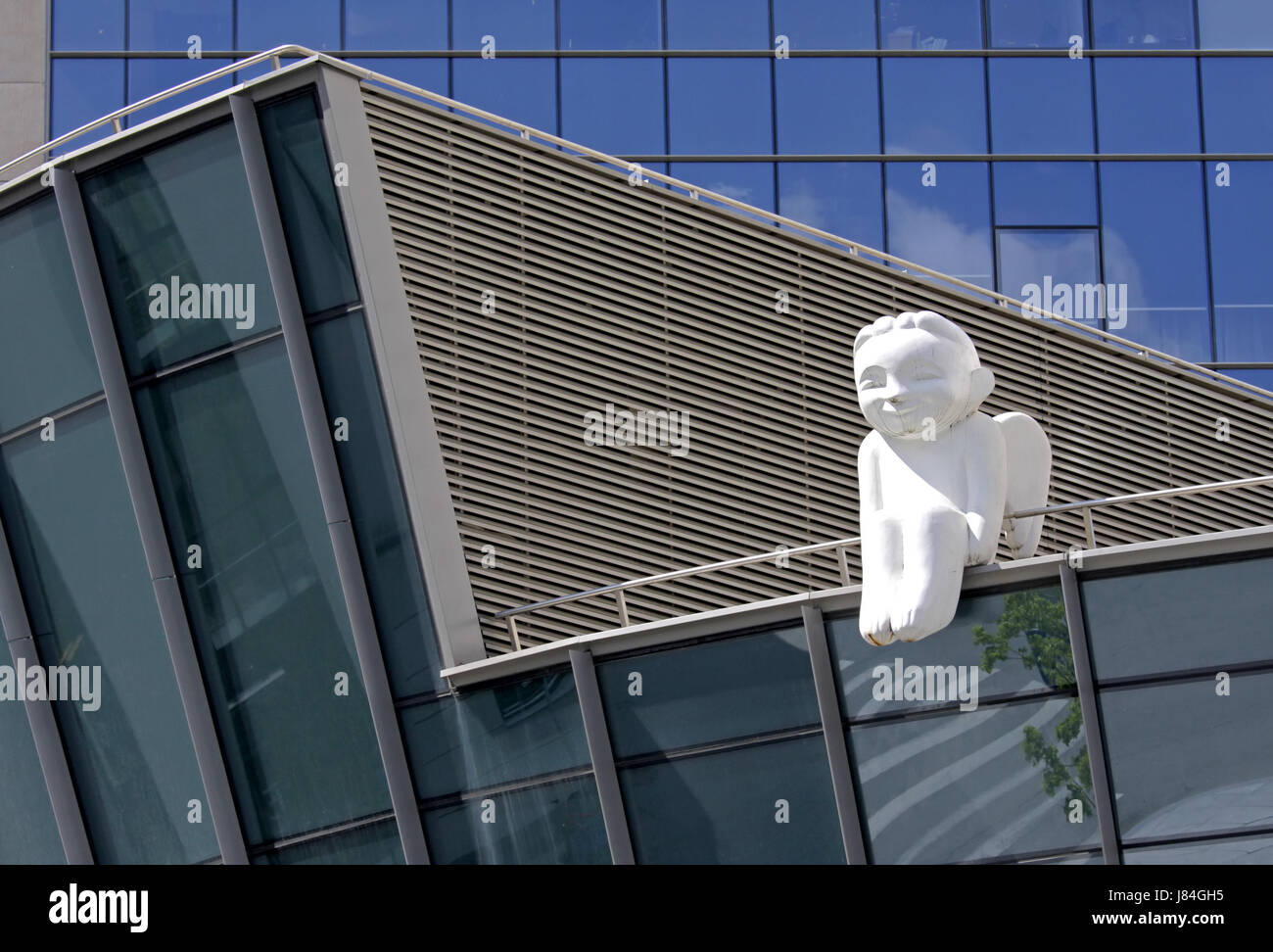 art modern modernity statue angel angels style of construction ...