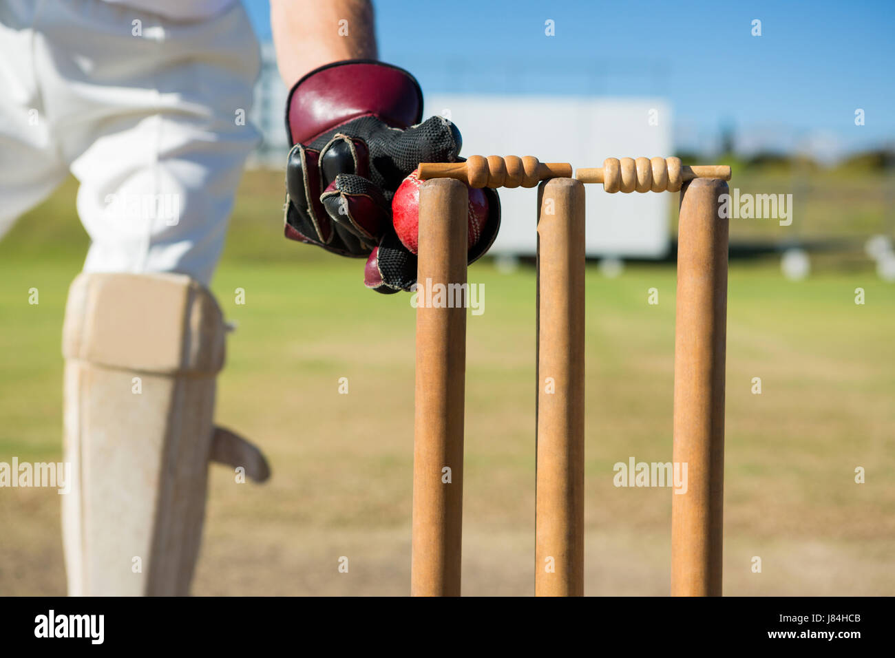 Wicket keeper helmet hi-res stock photography and images - Alamy