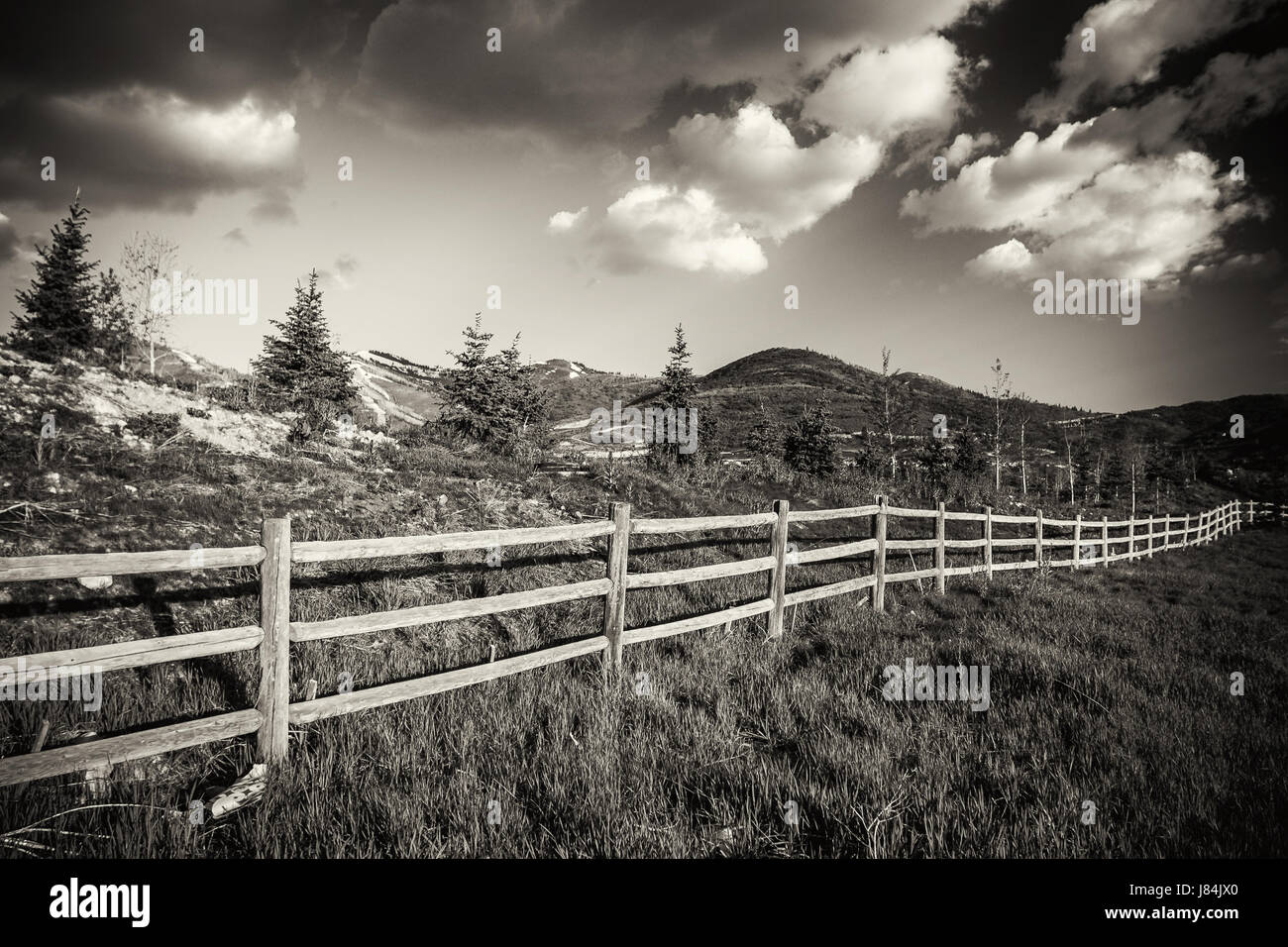 Beautiful landscape fence hi-res stock photography and images - Alamy