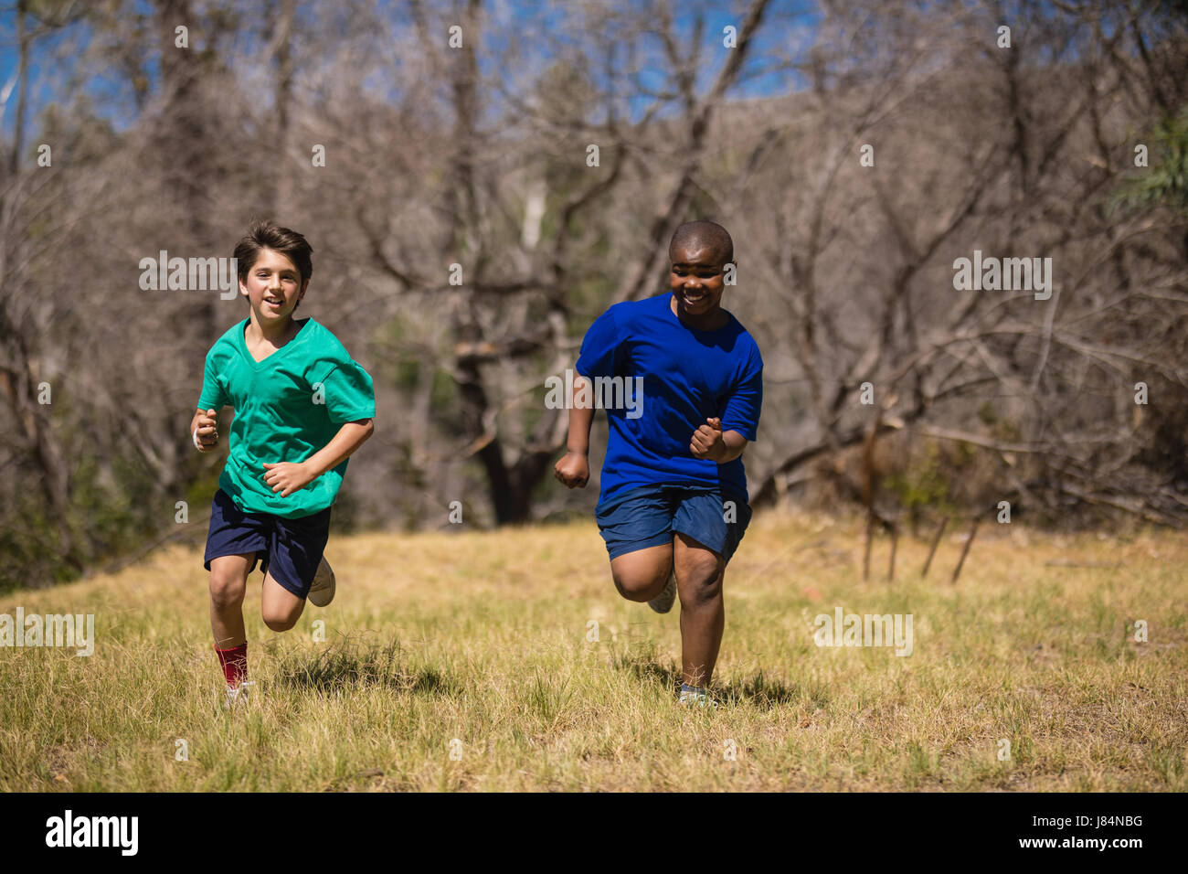 Athlete friends running on hi-res stock photography and images - Alamy