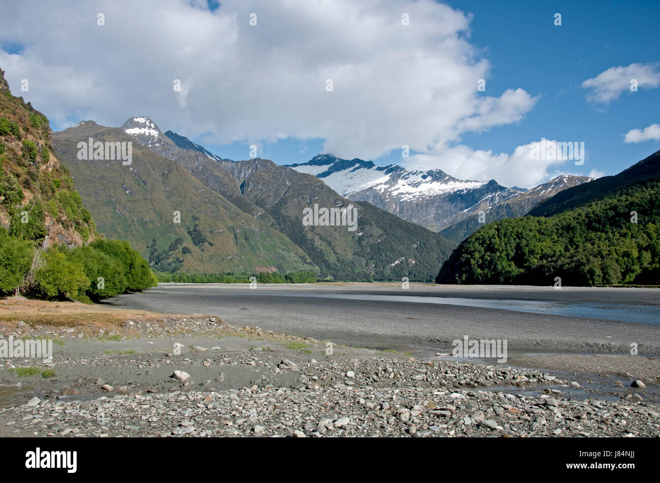 matukituki valley new zealand Stock Photo - Alamy
