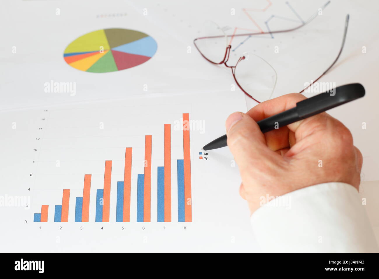 Diagram diagrams hi-res stock photography and images - Alamy