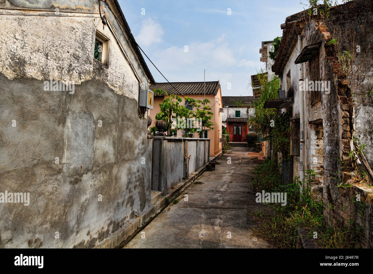 traditional china chinese community village market town street road ...