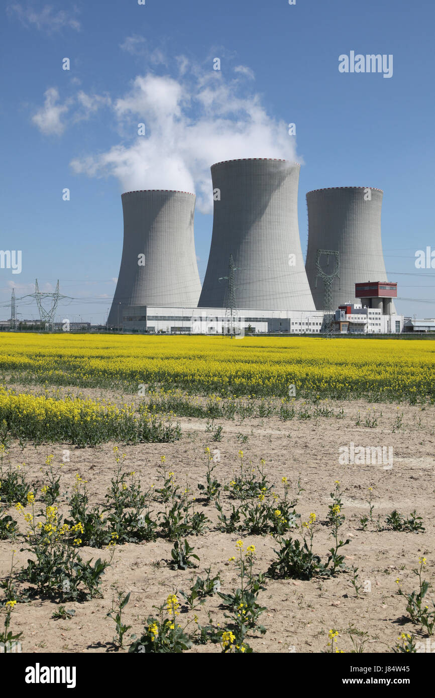 temelin nuclear power plant Stock Photo - Alamy