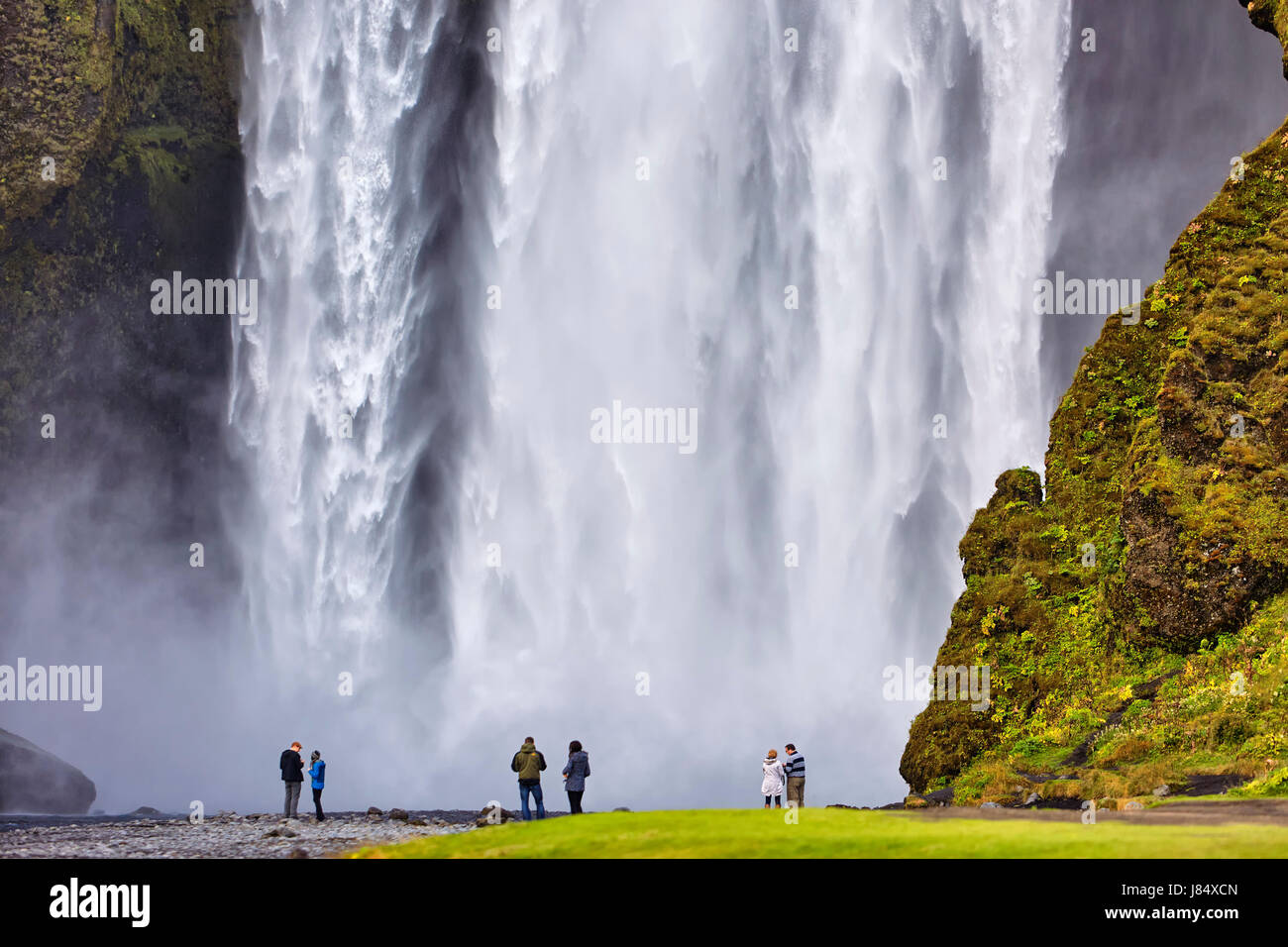 Waterfall Skógafoss, Skogar, Suðurland, Island Stock Photo - Alamy
