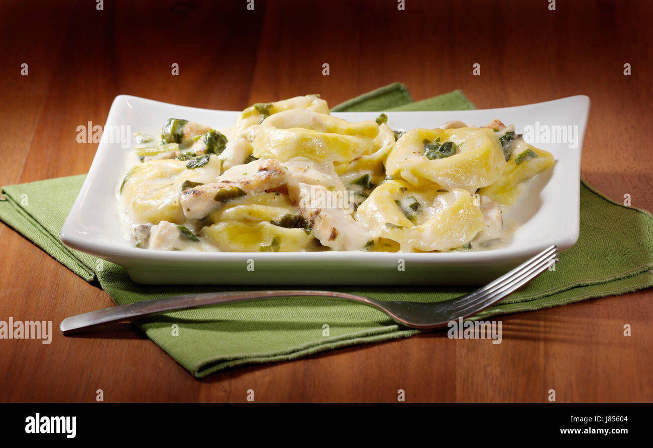 restaurant food aliment gourmet chicken pasta dish meal supper dinner Stock Photo - Alamy