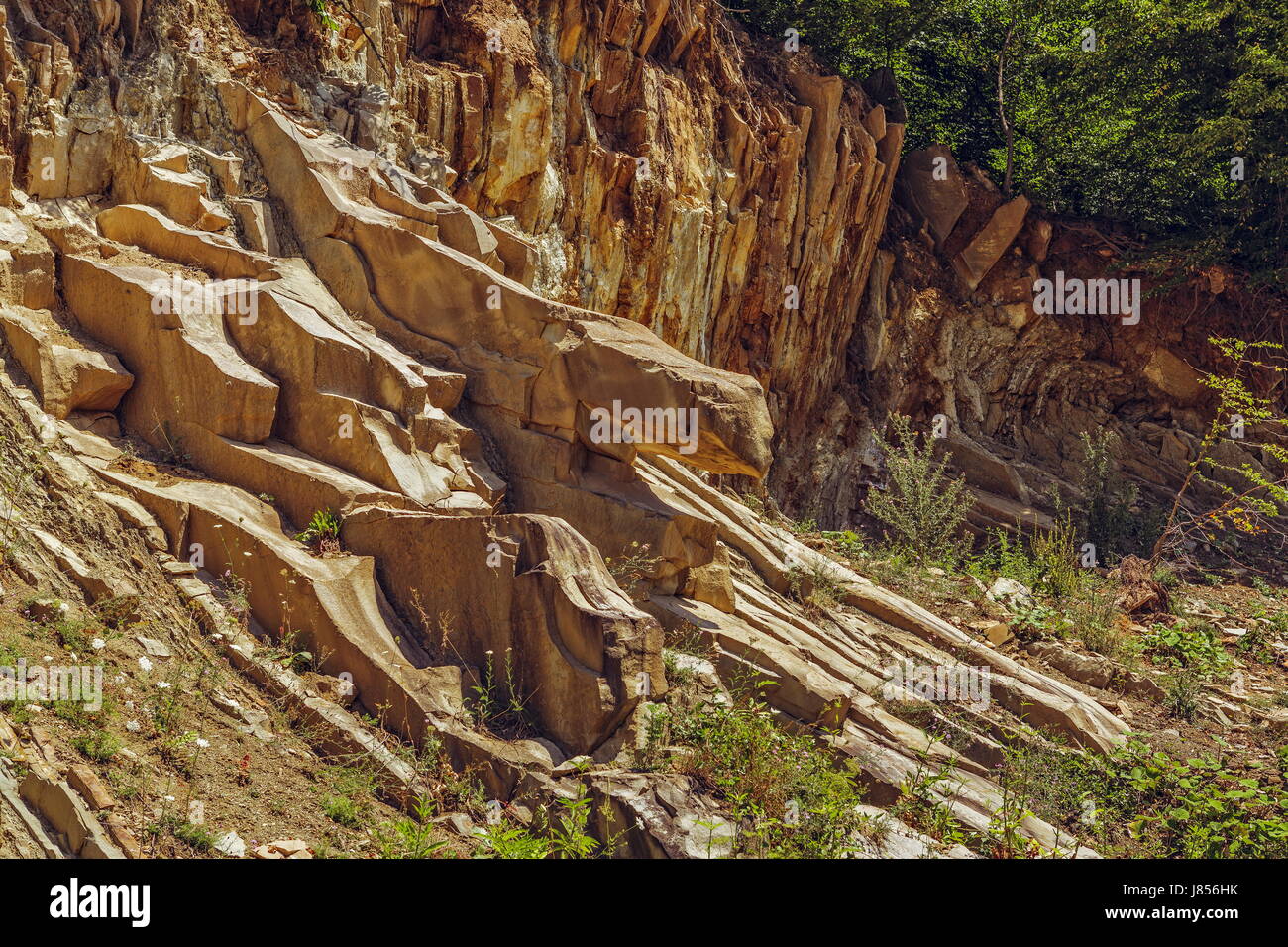 Tectonic rock layers. Rock backgrounds and textures Stock Photo - Alamy